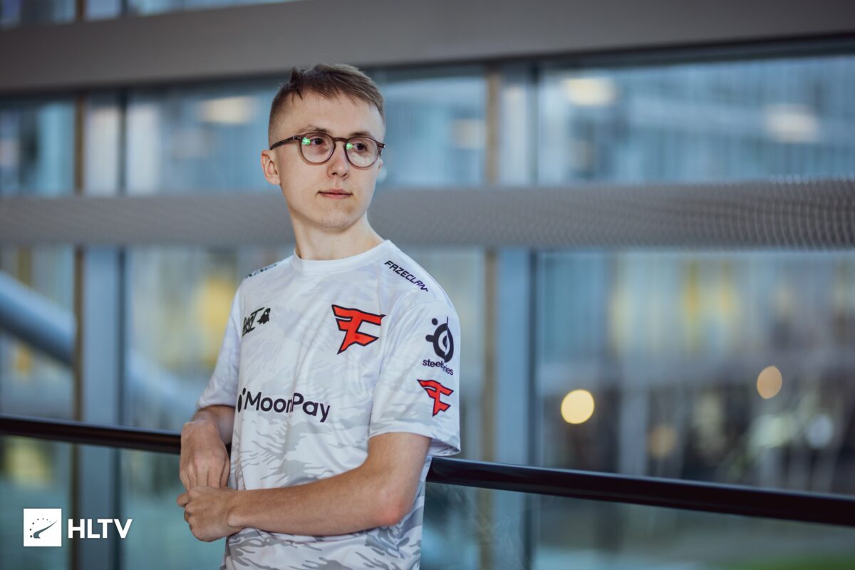 В сети появились данные о доходах ropz из FaZe Clan за 2022 год ...